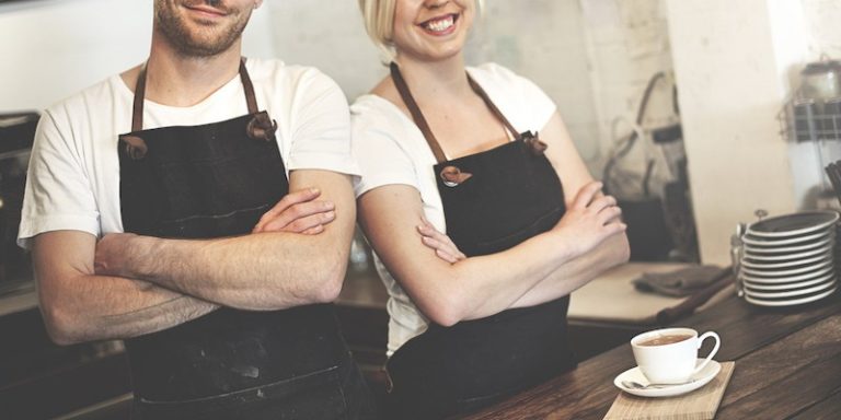Who Knew There Were so Many Restaurant Aprons? | Stylish Pie