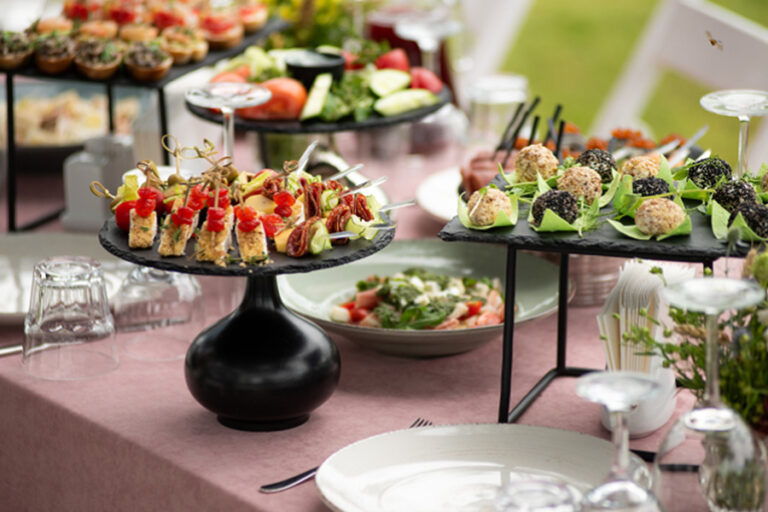 What Makes a Catering Service Premium Today?